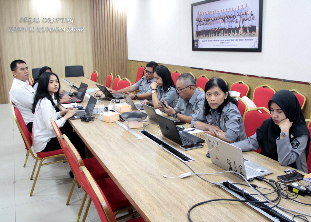 Harmonisasi Kanwil Kemenkum Jabar Bersama Pemkab Purwakarta Bahas Raperda Tentang RPJMD